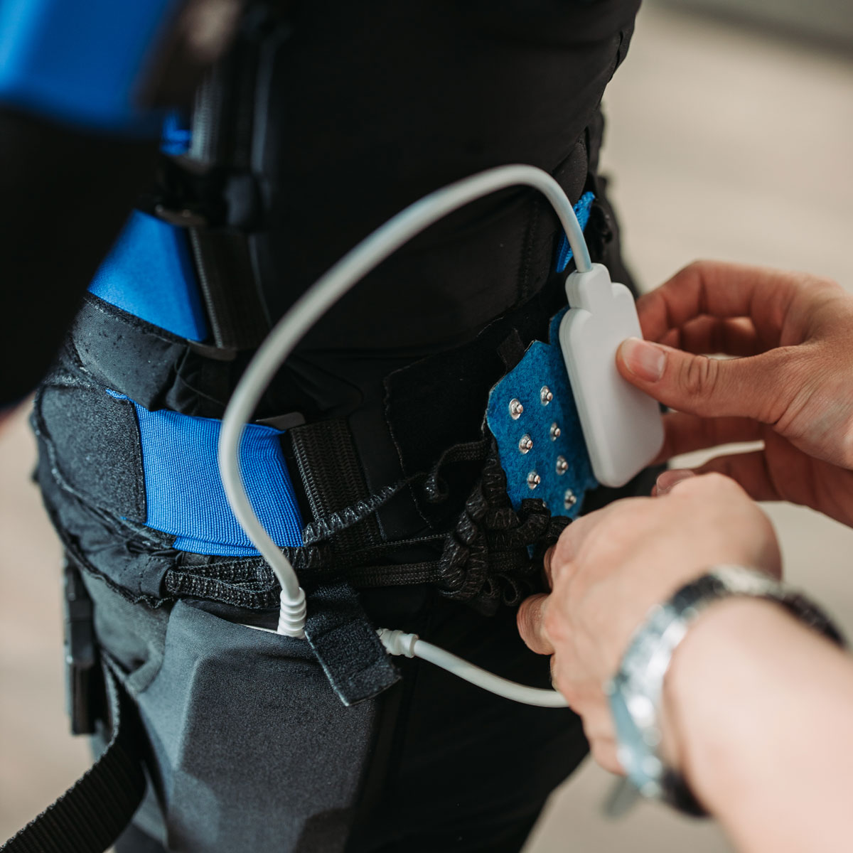 Kabellose Freiheit für Effektives EMS-Training: Warum Wireless EMS die ...